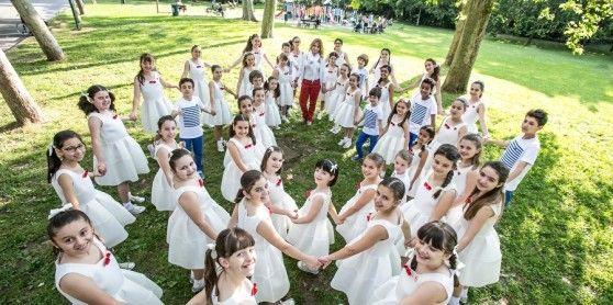 Il Piccolo Coro dell'Antoniano canta per Papa Francesco - Famiglia ...